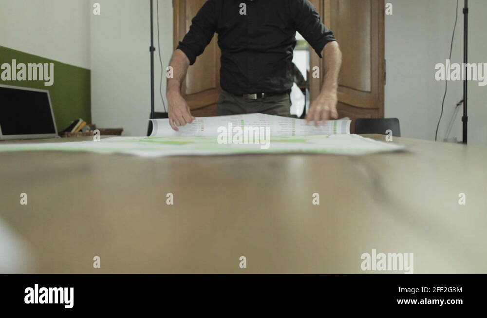 Map table plan Stock Videos & Footage - HD and 4K Video Clips - Alamy