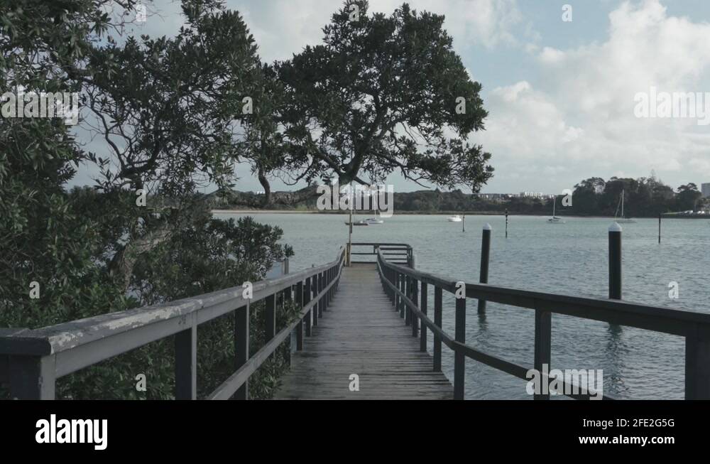 Wharf and bridge Stock Videos & Footage - HD and 4K Video Clips - Alamy