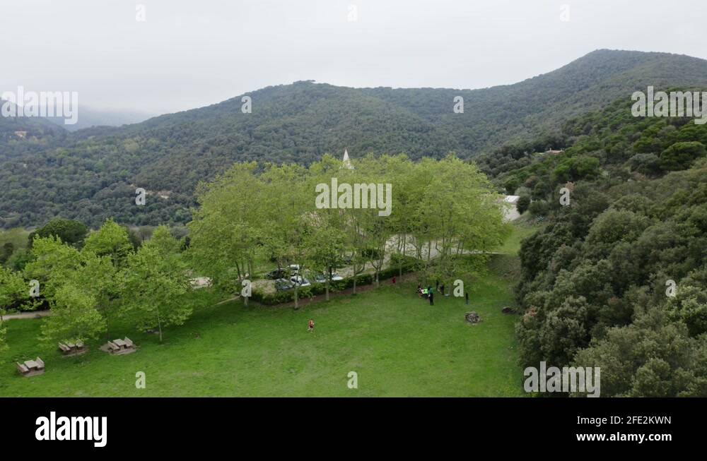 Marathon water station Stock Videos & Footage - HD and 4K Video Clips ...