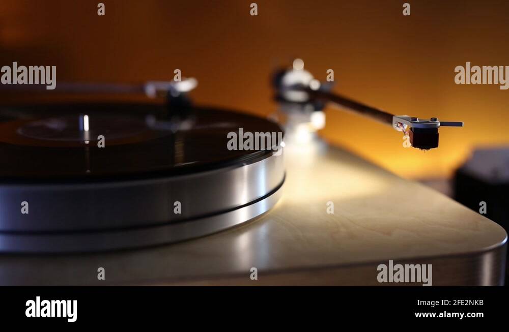 Hi fi device Stock Videos & Footage - HD and 4K Video Clips - Alamy