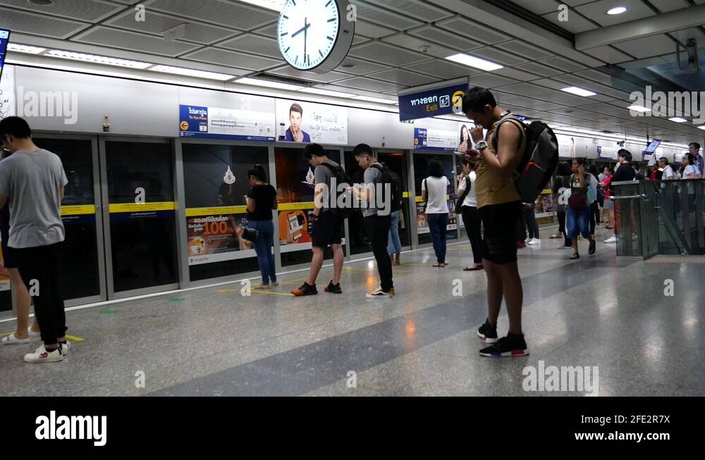 Bangkok subway Stock Videos & Footage - HD and 4K Video Clips - Alamy