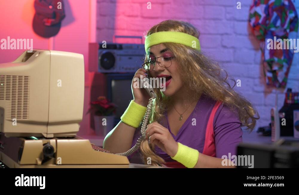 80s party scene Stock Videos & Footage - HD and 4K Video Clips - Alamy