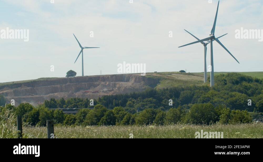 Rural wind farm Stock Videos & Footage - HD and 4K Video Clips - Alamy