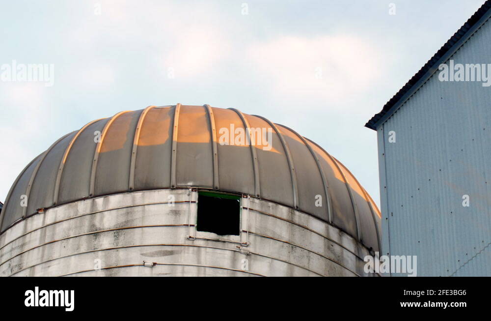 Vintage grain silo Stock Videos & Footage - HD and 4K Video Clips - Alamy