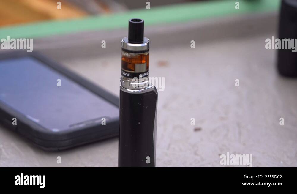 Vaping device Stock Videos & Footage - HD and 4K Video Clips - Alamy