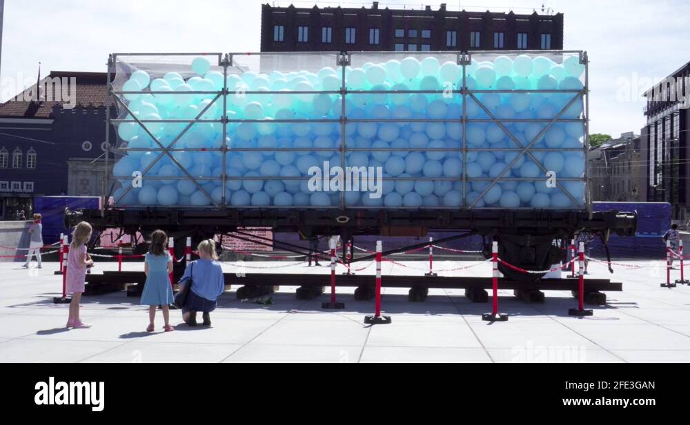 Flying wagon Stock Videos & Footage - HD and 4K Video Clips - Alamy