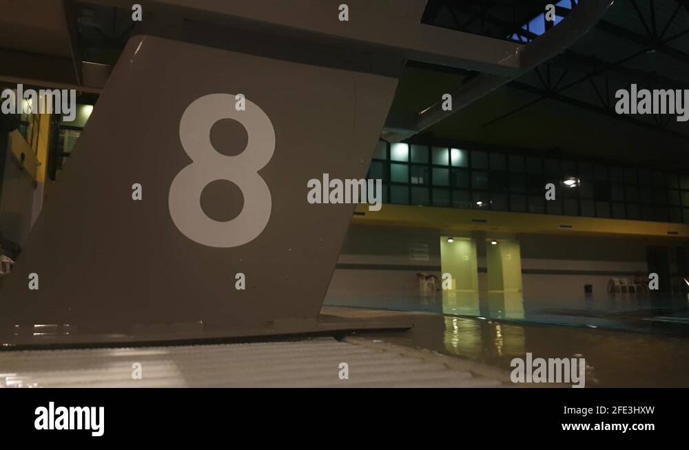 Platform 8 sign Stock Videos & Footage - HD and 4K Video Clips - Alamy