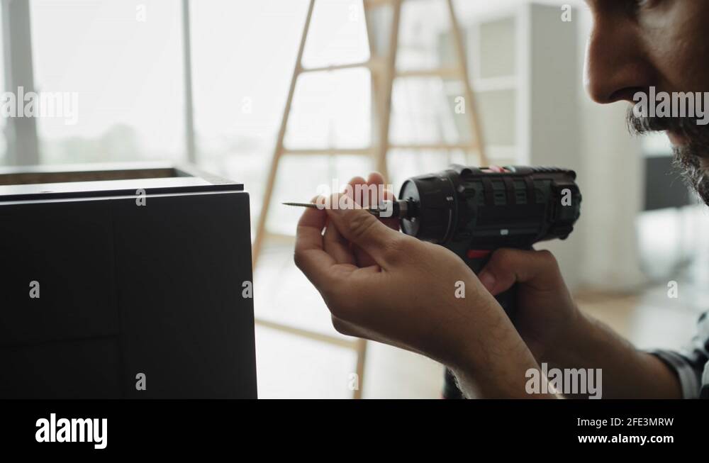 Carpenter using ladder Stock Videos & Footage - HD and 4K Video Clips ...