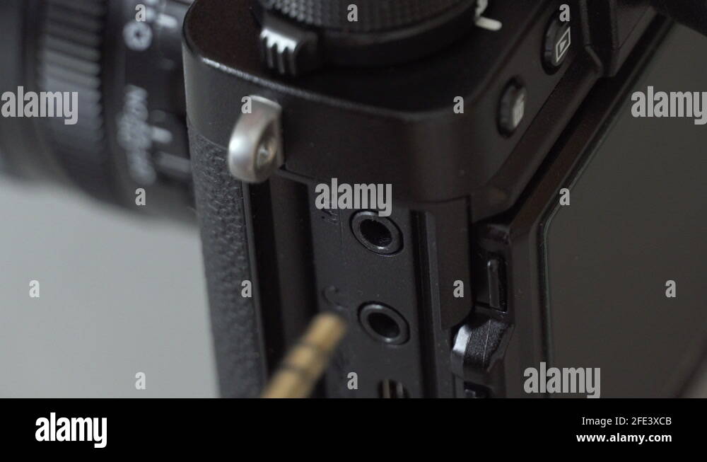Cable jack Stock Videos & Footage - HD and 4K Video Clips - Alamy