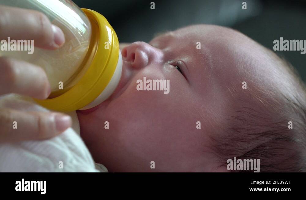 Baby formula bottles Stock Videos & Footage - HD and 4K Video Clips - Alamy