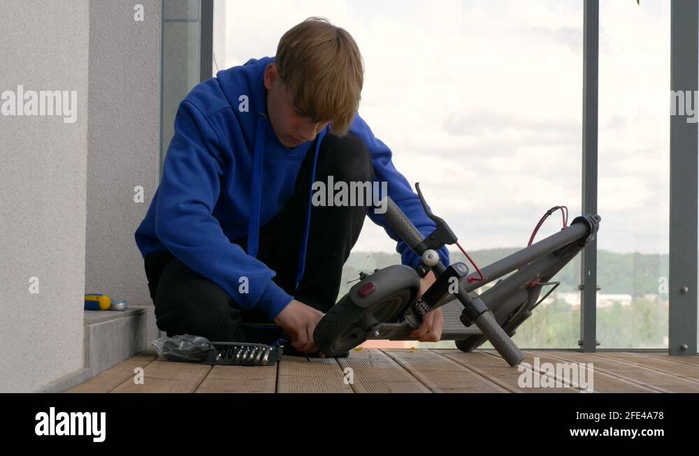 Tire boy Stock Videos & Footage - HD and 4K Video Clips - Alamy