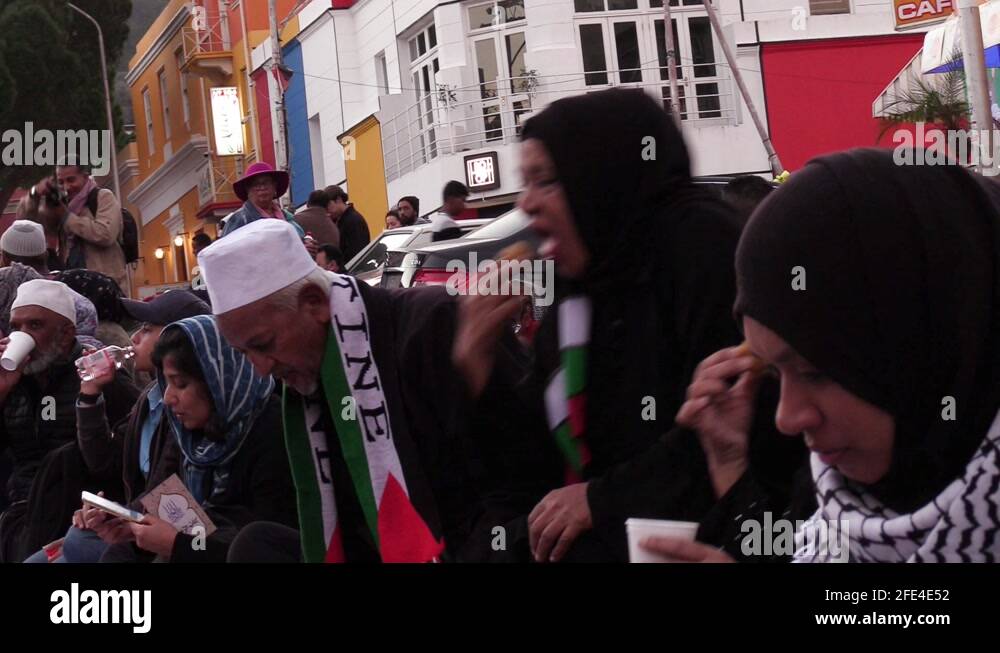 Islamic mass Stock Videos & Footage - HD and 4K Video Clips - Alamy