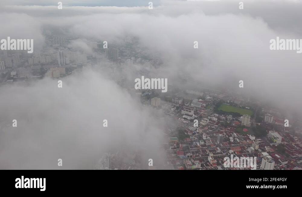 Misty town Stock Videos & Footage - HD and 4K Video Clips - Alamy