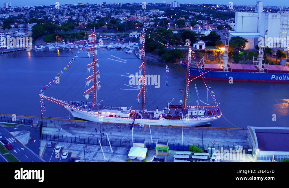 Brig schooner Stock Videos & Footage - HD and 4K Video Clips - Alamy