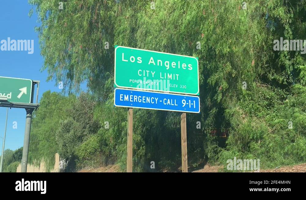 Green city limit sign Stock Videos & Footage - HD and 4K Video Clips ...