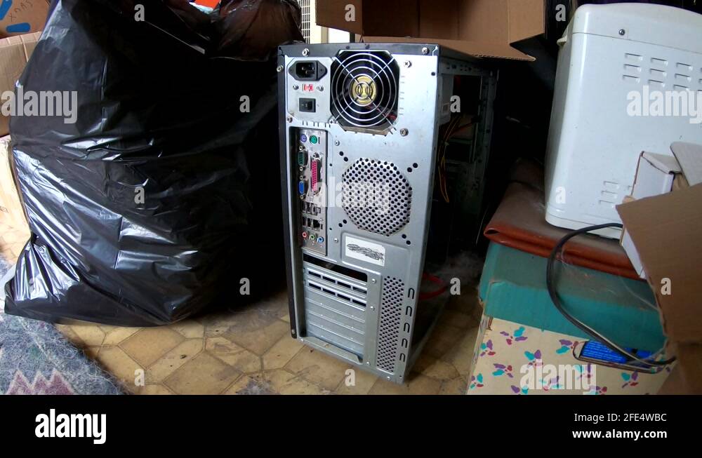 Puter Stock Videos & Footage - HD and 4K Video Clips - Alamy