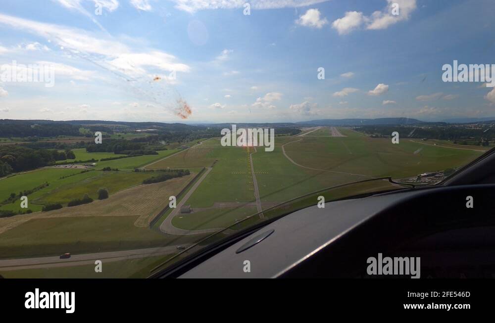 Pilot point view landing airplane Stock Videos & Footage - HD and 4K ...