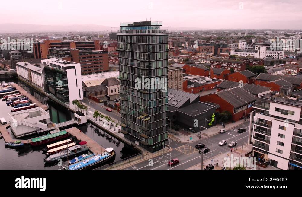 Canal alto Stock Videos & Footage - HD and 4K Video Clips - Alamy