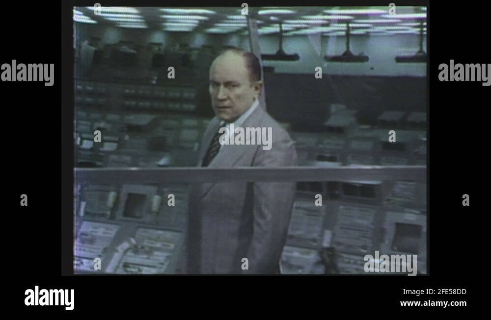 1970s waiting room Stock Videos & Footage - HD and 4K Video Clips - Alamy