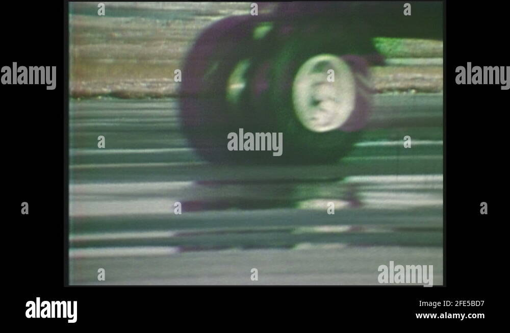 Planes wheels Stock Videos & Footage - HD and 4K Video Clips - Alamy