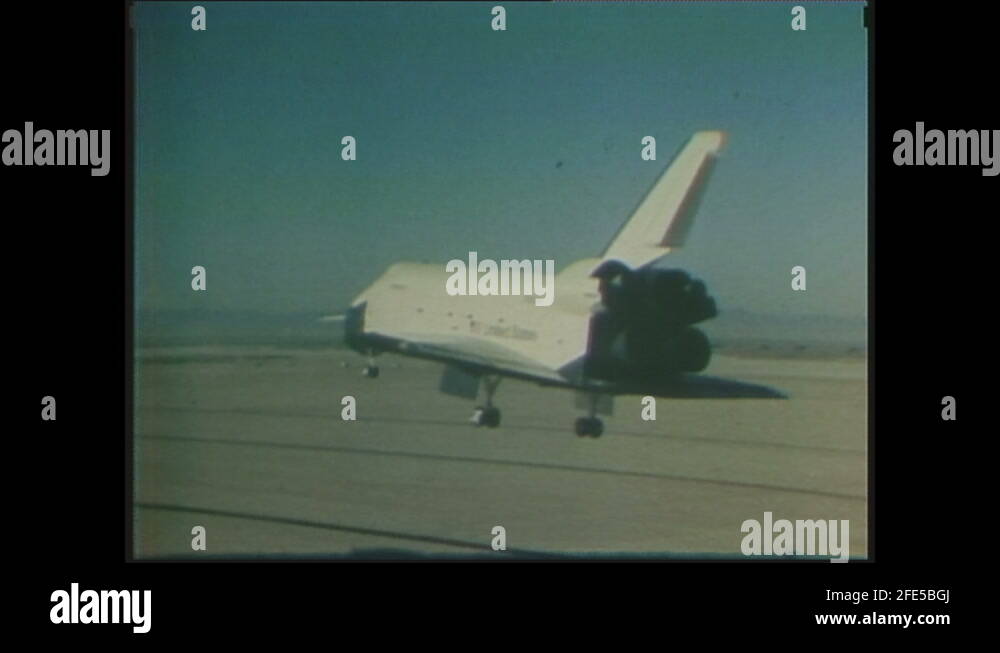 Space shuttle touches down Stock Videos & Footage - HD and 4K Video ...