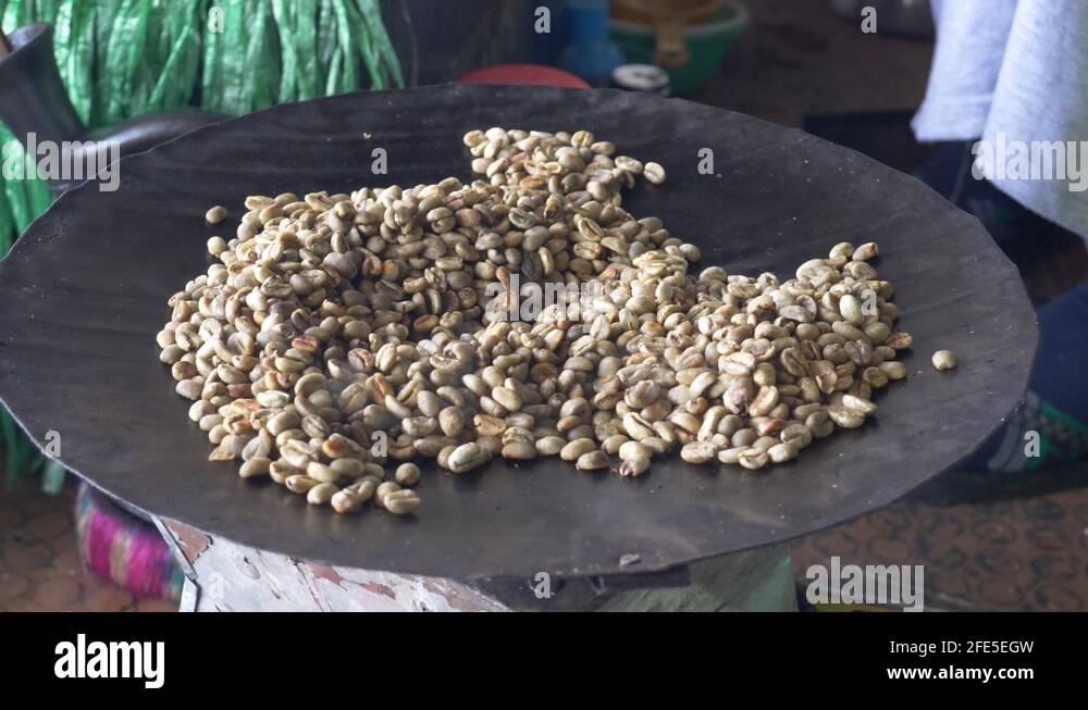 Coffee shop owner beans Stock Videos & Footage - HD and 4K Video Clips ...