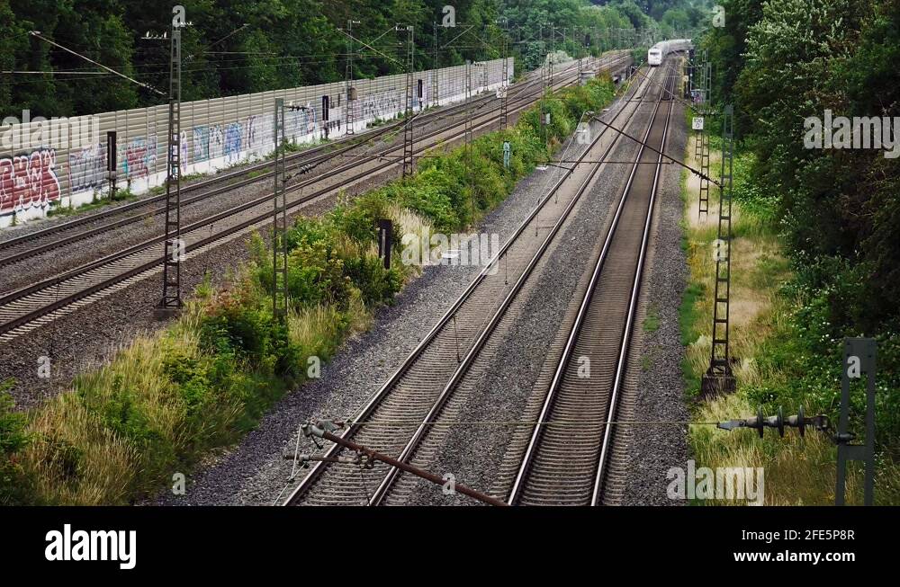 Four track railway Stock Videos & Footage - HD and 4K Video Clips - Alamy