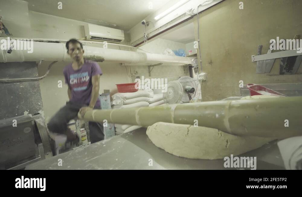 Pole sing Stock Videos & Footage - HD and 4K Video Clips - Alamy