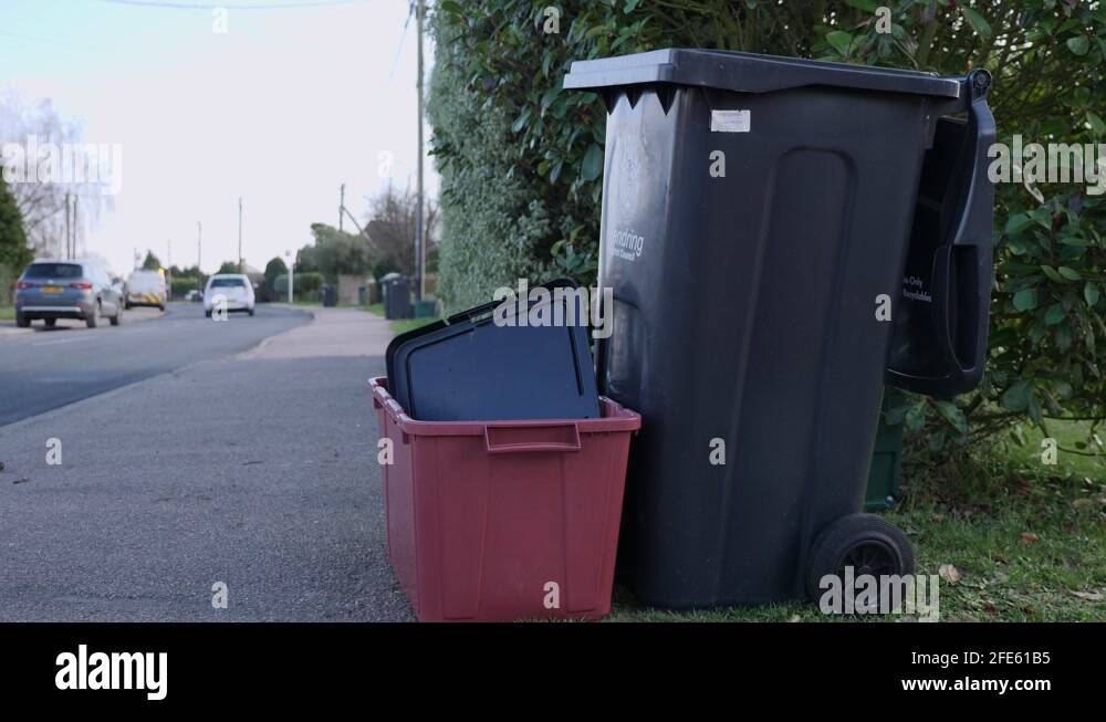 Empty the bins Stock Videos & Footage - HD and 4K Video Clips - Alamy