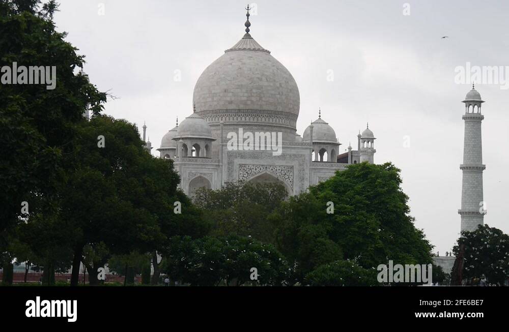 Taj mahal with trees Stock Videos & Footage - HD and 4K Video Clips - Alamy