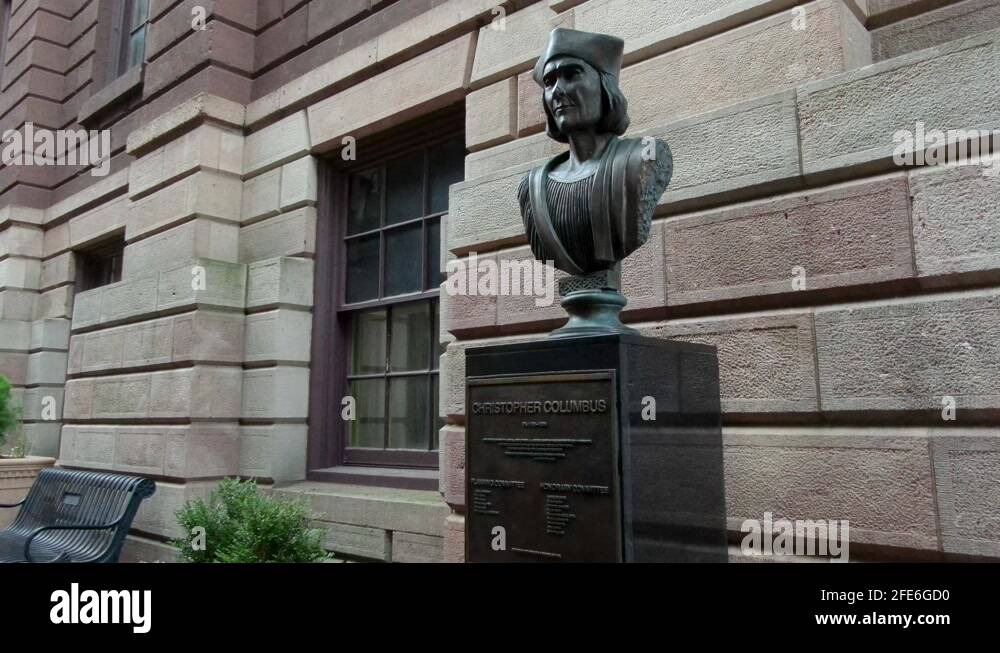 Statue of the italian explorer christopher columbus Stock Videos ...