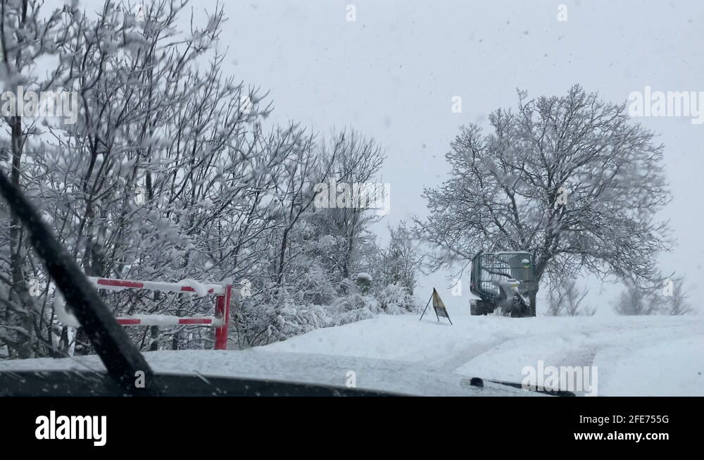 Snow on road surface Stock Videos & Footage - HD and 4K Video Clips - Alamy