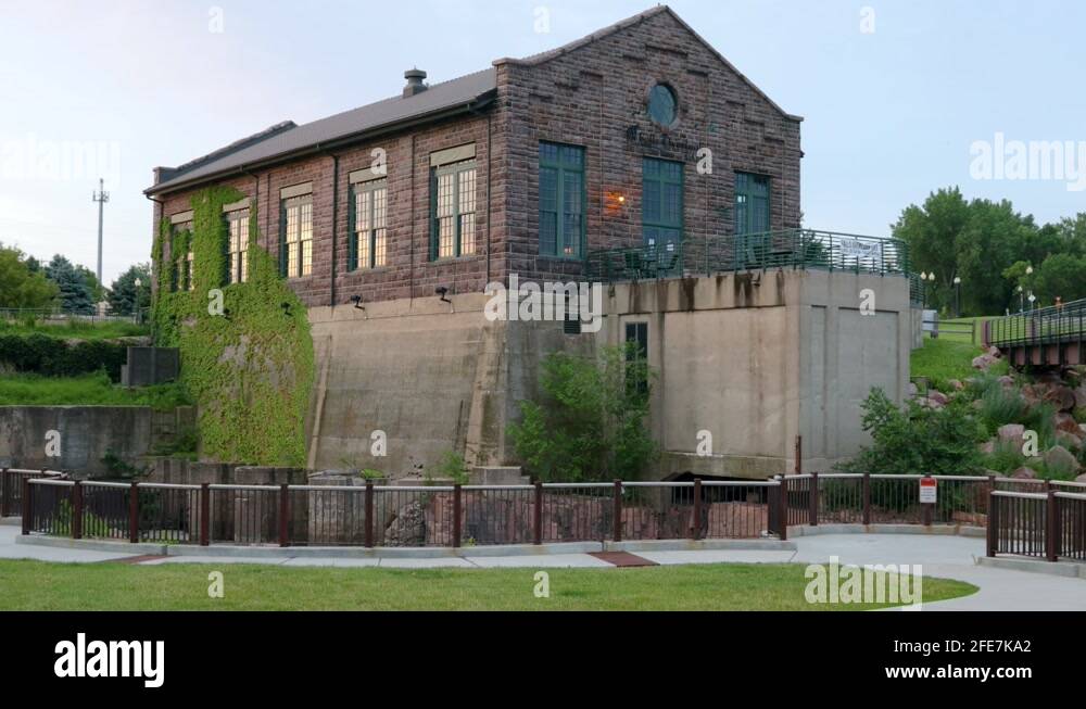 Calculus building Stock Videos & Footage - HD and 4K Video Clips - Alamy