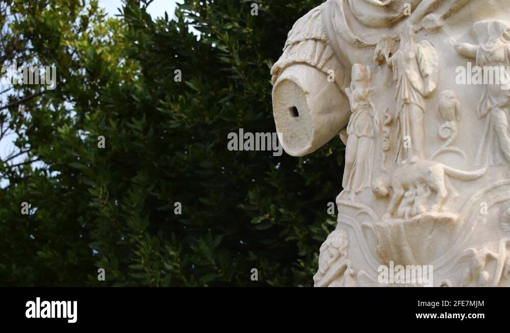 Armless statue Stock Videos & Footage - HD and 4K Video Clips - Alamy