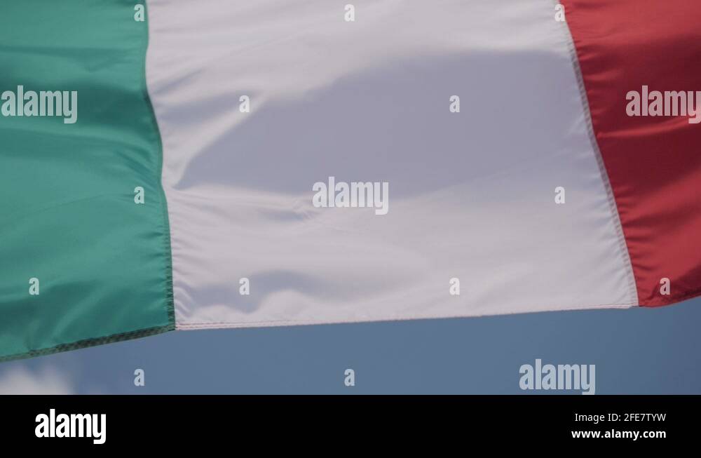 Italien flag Stock Videos & Footage - HD and 4K Video Clips - Alamy