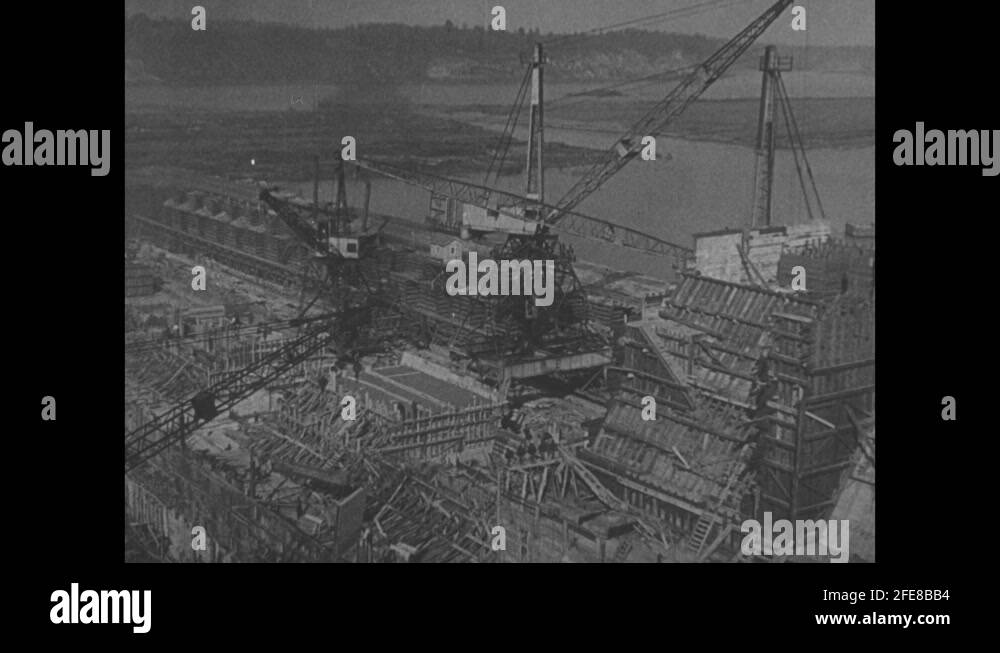 Construction constructing Stock Videos & Footage - HD and 4K Video Clips - Alamy