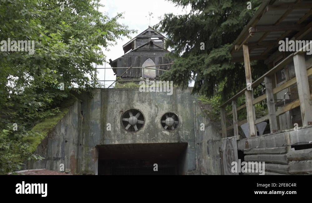 Army base entrance Stock Videos & Footage - HD and 4K Video Clips - Alamy