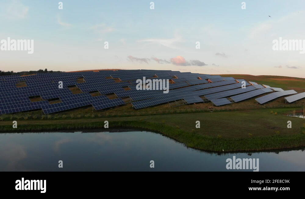Tesla battery farm Stock Videos & Footage - HD and 4K Video Clips - Alamy