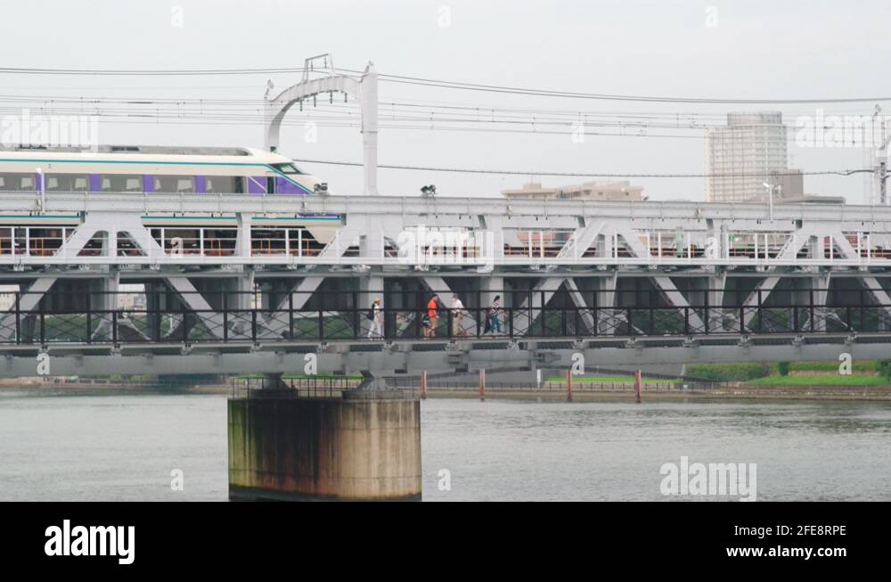 Bullet train on bridge Stock Videos & Footage - HD and 4K Video Clips ...