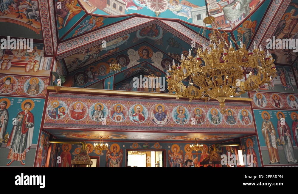 Orthodox chandeliers Stock Videos & Footage - HD and 4K Video Clips - Alamy