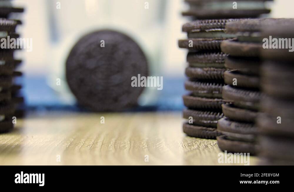Oreo advertisement Stock Videos & Footage - HD and 4K Video Clips - Alamy