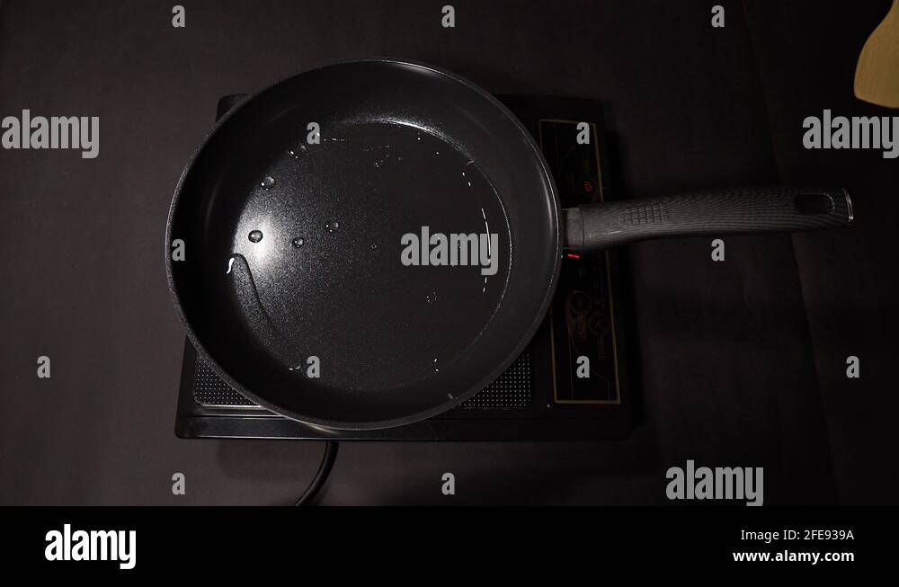 Indian cooking oil Stock Videos & Footage - HD and 4K Video Clips - Alamy