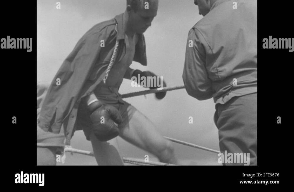 Center ring boxing Stock Videos & Footage - HD and 4K Video Clips - Alamy