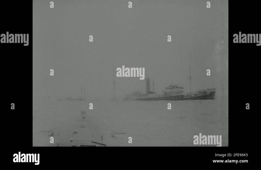 Ship sinking ocean Stock Videos & Footage - HD and 4K Video Clips - Alamy