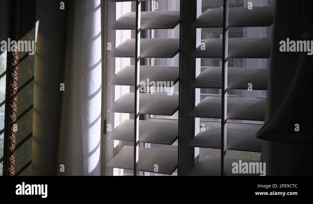 Shutter patterns Stock Videos & Footage - HD and 4K Video Clips - Alamy