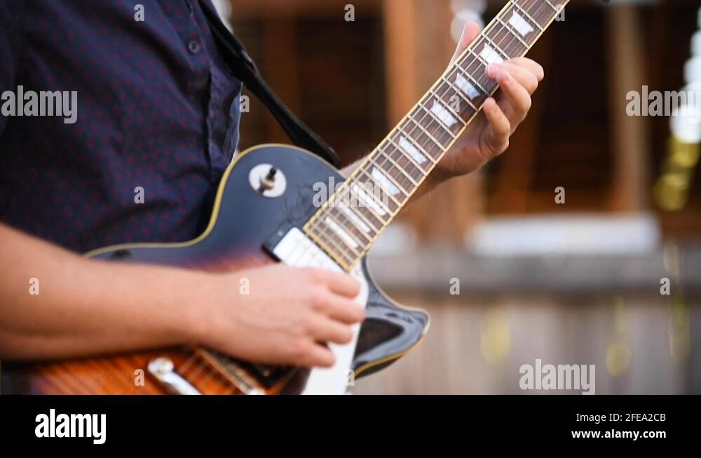 Les paul musician Stock Videos & Footage - HD and 4K Video Clips - Alamy