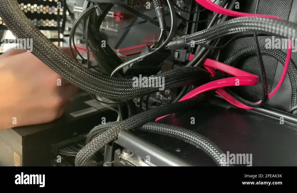 Pc repair tutorial Stock Videos & Footage - HD and 4K Video Clips - Alamy