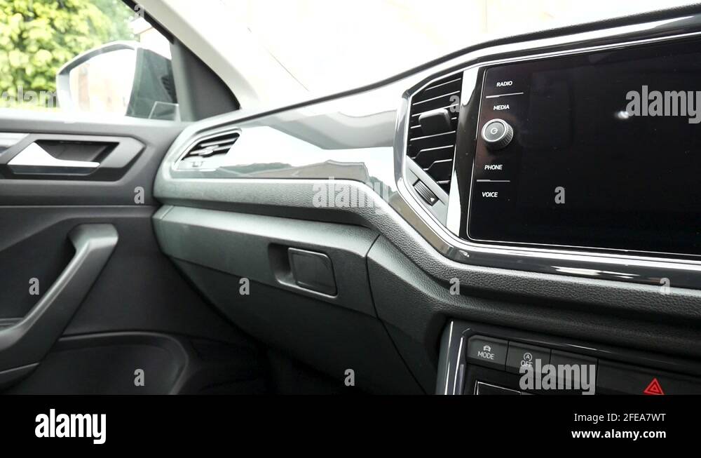 Very shiny car Stock Videos & Footage - HD and 4K Video Clips - Alamy