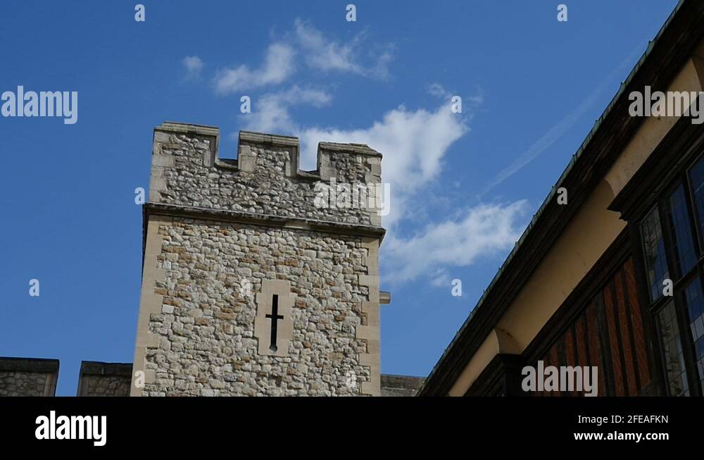 Carved parapet Stock Videos & Footage - HD and 4K Video Clips - Alamy