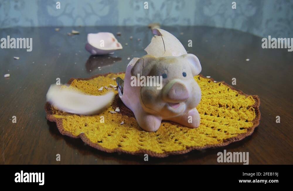 Pig arc Stock Videos & Footage - HD and 4K Video Clips - Alamy